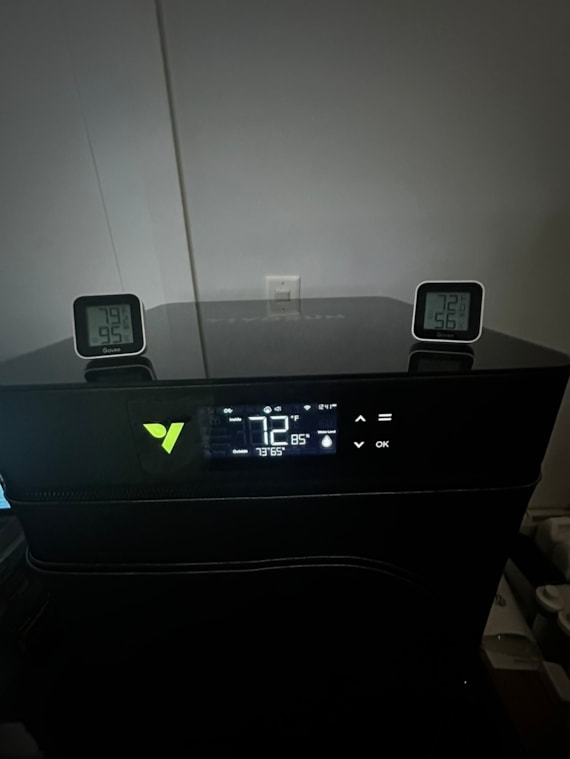 Vivosun VGrow Smart Grow Box | All-In-One Smart Grow Box